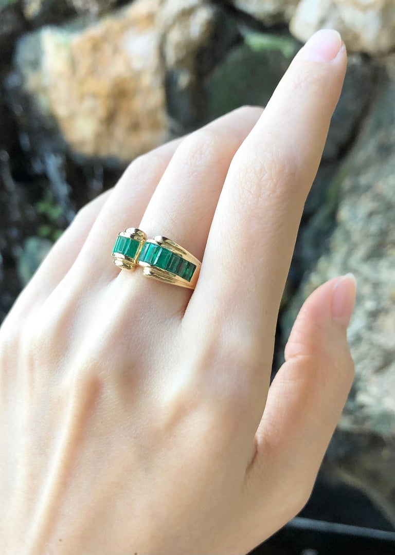 SJ2925 - Emerald Ring Set in 18 Karat Gold Settings – SJ. International