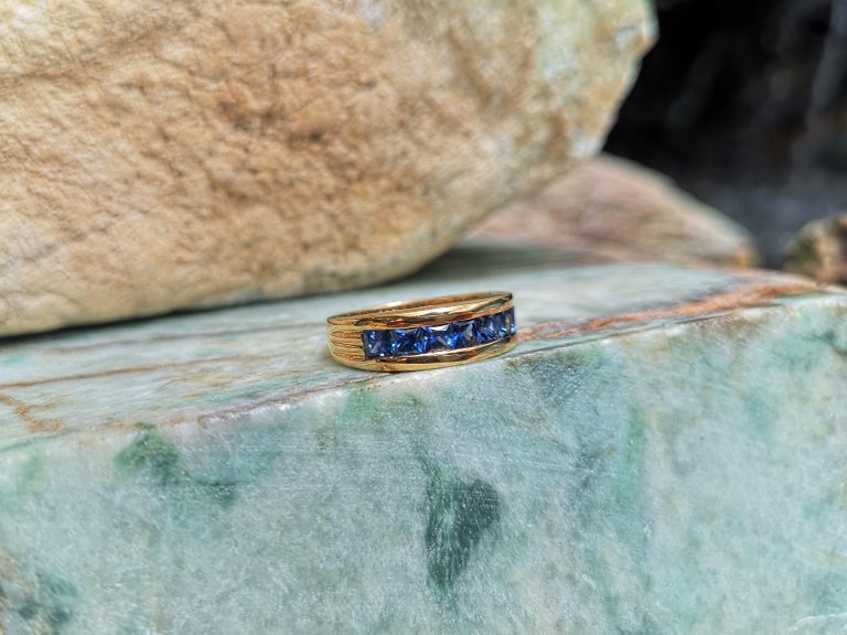 SJ1410 - Blue Sapphire Ring Set in 18 Karat Gold Settings – SJ ...