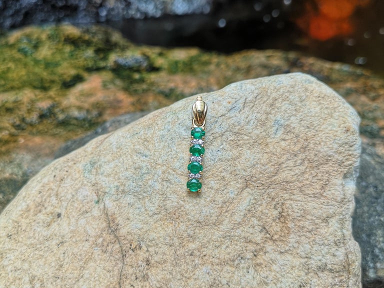 SJ1477 - Emerald with Diamond Pendant Set in 18 Karat Gold Setting – SJ ...